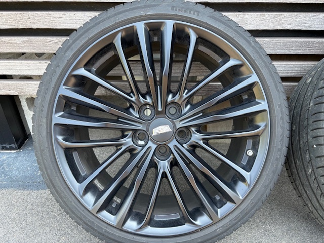 Yahoo!オークション - 送料無料 キャデラック CT5 アルミホイールタ...