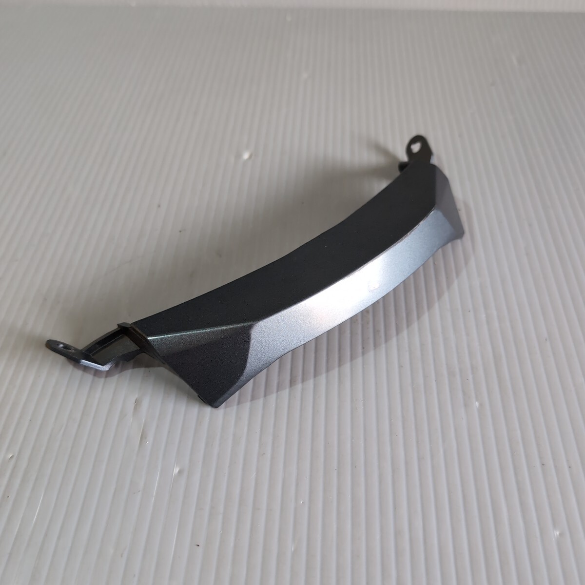 Yahoo!オークション - c547 ホンダ純正 64503-K1Z-J101 フロントセンタ...