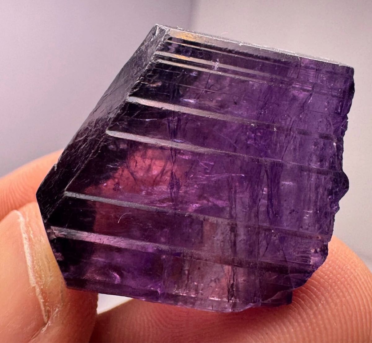 Yahoo!オークション - 75ct ジェミー パープル スカポライト 原石