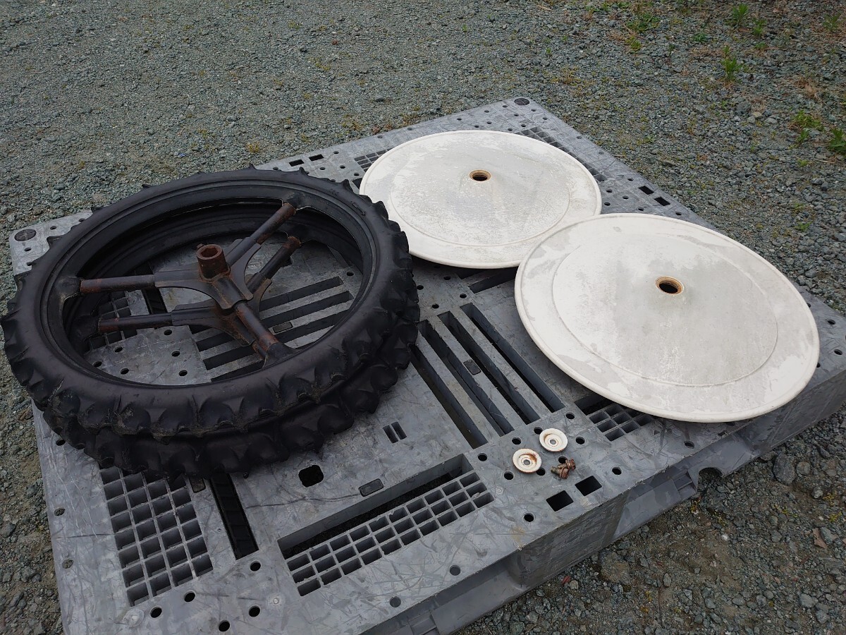 Yahoo!オークション - イセキ PQ4 ノーパンク 600 フロントタイヤ 左右...