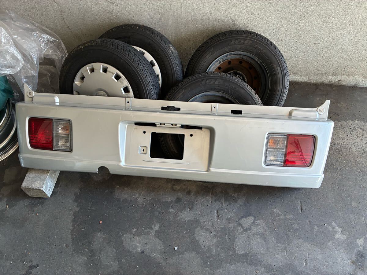 Yahoo!オークション - DA64V リアバンパー エブリィ スズキ