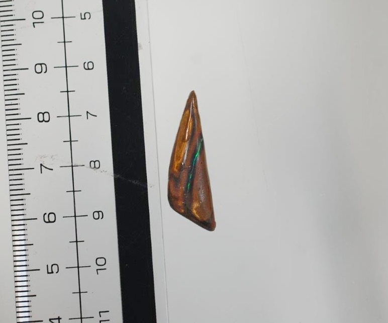 Yahoo!オークション - 【100円～】天然ボルダーオパール ルース 6.7...