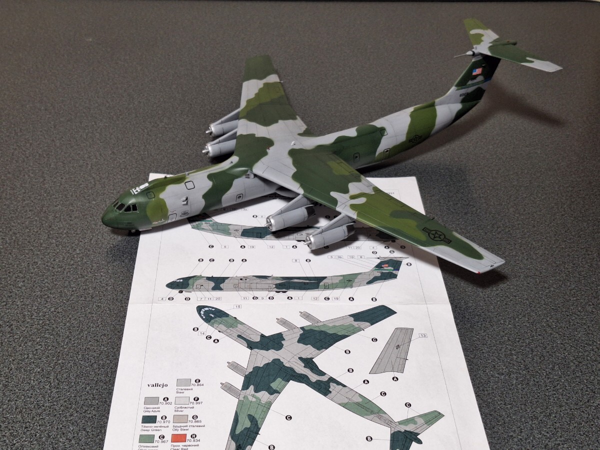 Yahoo!オークション - 1/144.C-141B.Starlifter(RODEN)