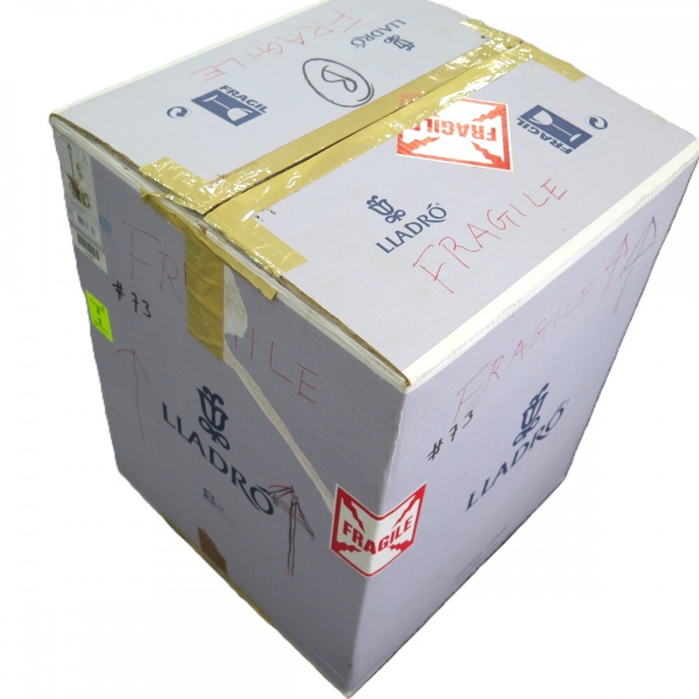 Yahoo!オークション - 1円〜 Lladro リヤドロ 6809「花の街角」フィギ...