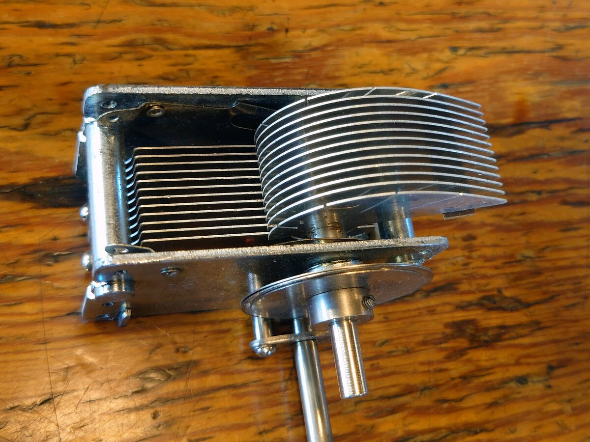 Yahoo!オークション - B61-A アルプス ALPS 350PF バリコン 周波数 直...