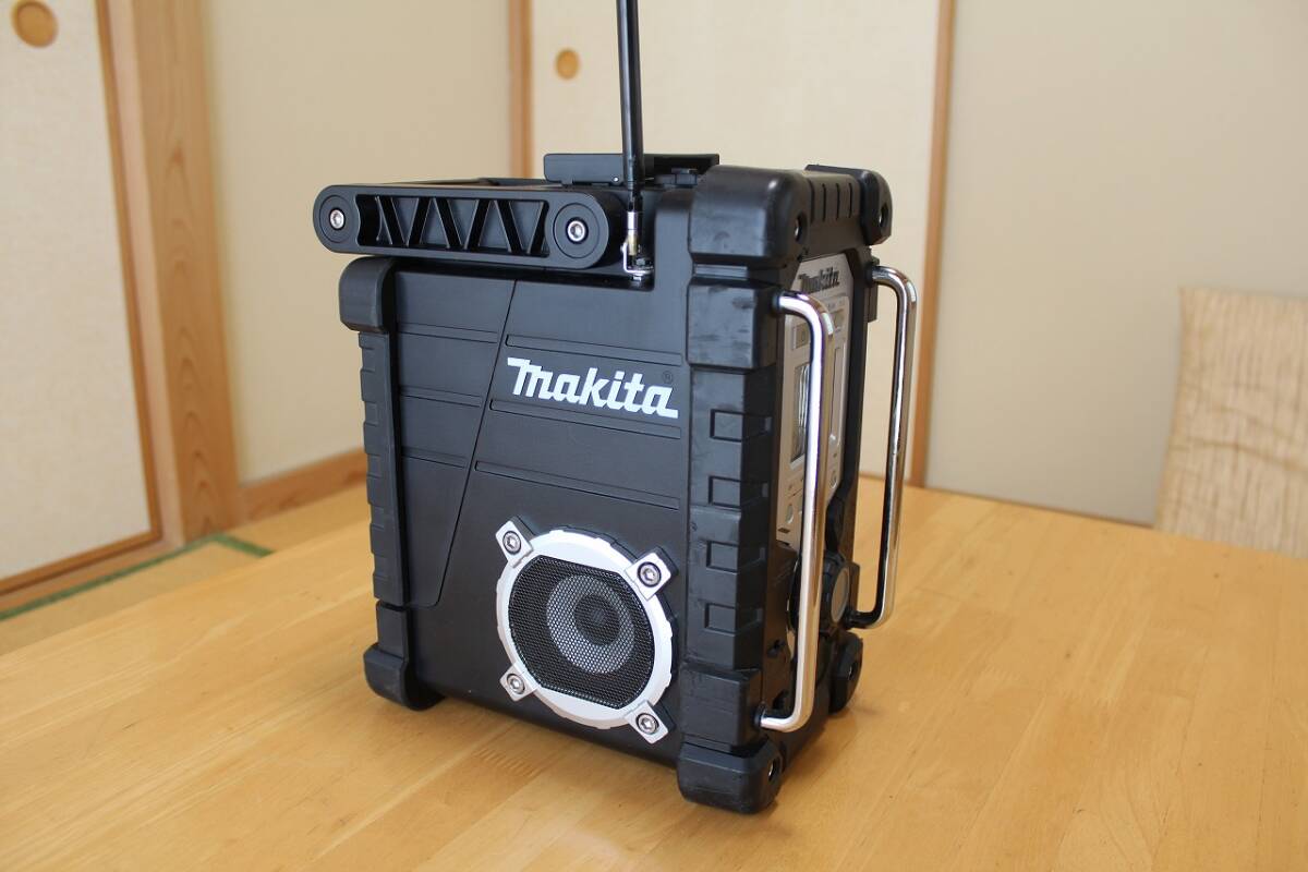 Yahoo!オークション - マキタ充電ラジオ MR-103 動作品
