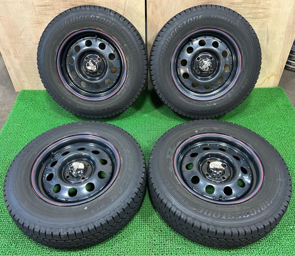 Yahoo!オークション - 165/80R14 91/90N LT BRIDGESTONE BLIZZAK VL01 ...