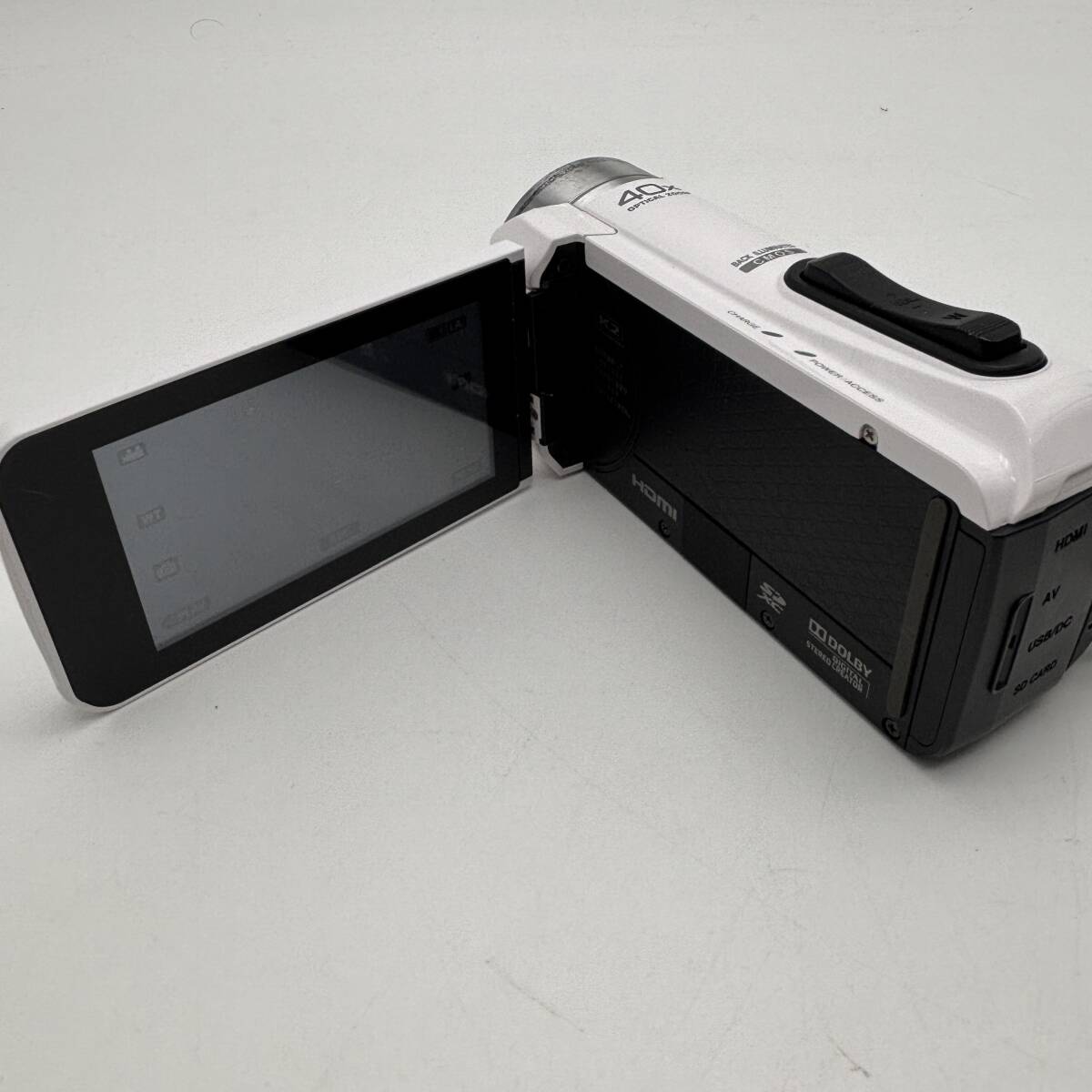 Yahoo!オークション - JVC Everio GZ-B800-W 防水・耐衝撃 フルHDビデ...