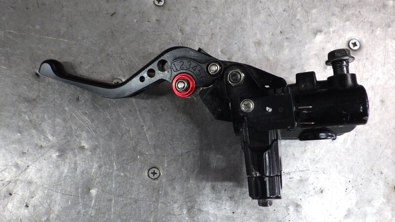 Yahoo!オークション - RGA-171A YZF-R25 ABS有 フロント ブレーキ マス...