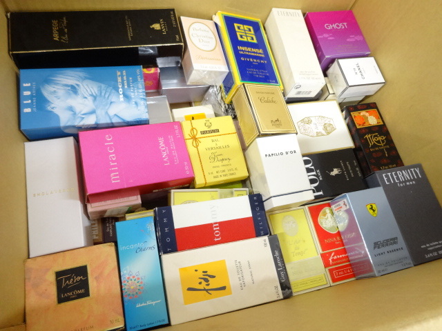 Yahoo!オークション - 100点以上 セット 16.8kg以上 まとめて 大量 箱...