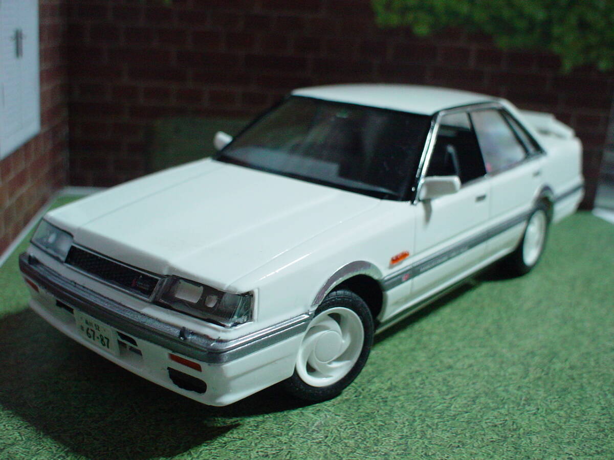 Yahoo!オークション - 1/24 スカイライン4ドアハードトップGTパサージ...