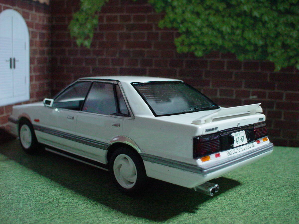 Yahoo!オークション - 1/24 スカイライン4ドアハードトップGTパサージ...