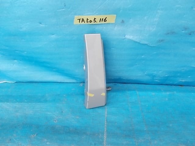 Yahoo!オークション - ノア X / G MZRA90 右 リア プロテクター №TA50...