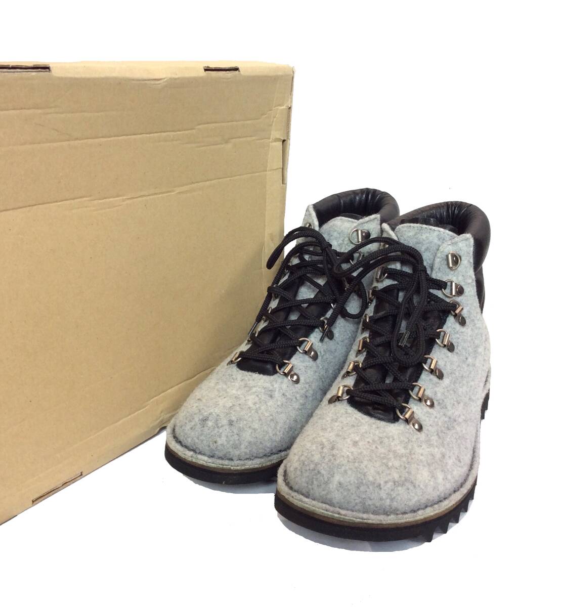 Yahoo!オークション - 未使用 CEBO セボ シャークソール レースアップ ...