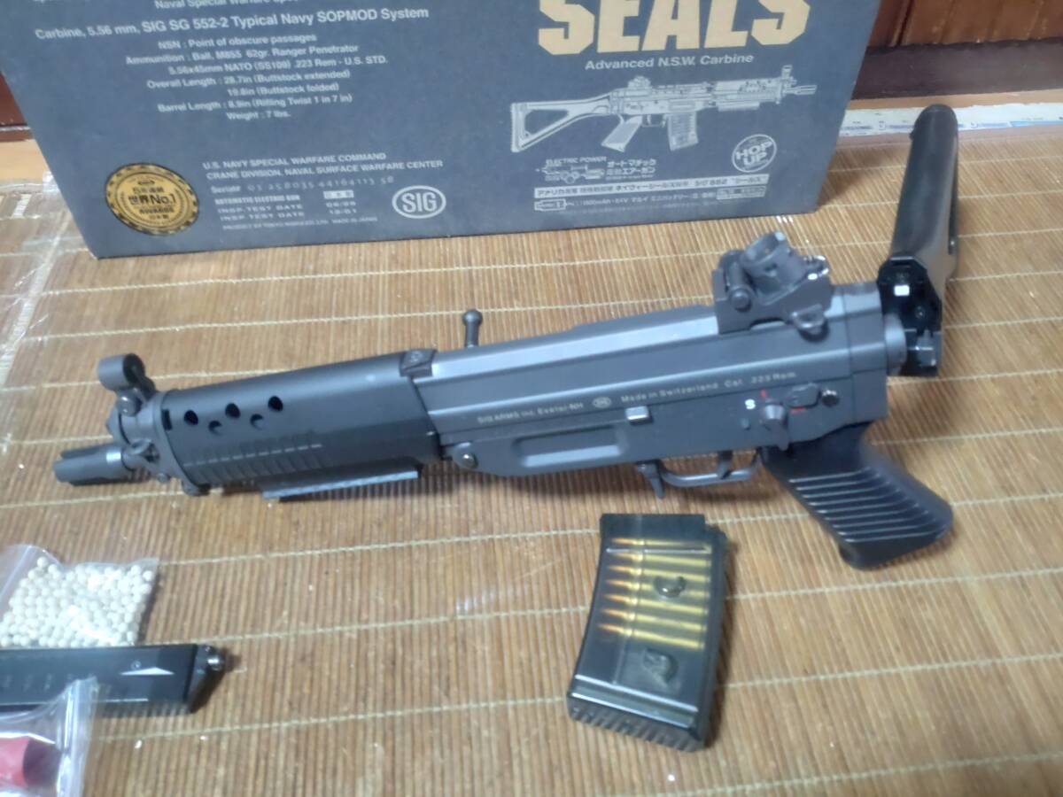 Yahoo!オークション - 東京マルイの電動ガン（SIG 552 SEALS）