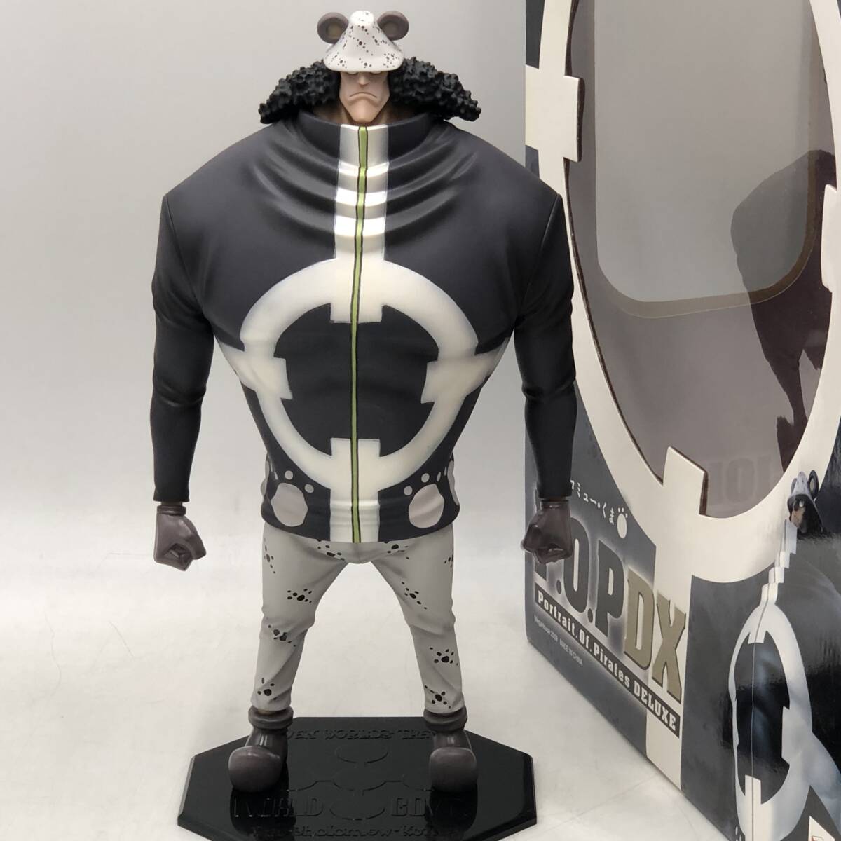 Yahoo!オークション - 玩L23 フィギュア バーソロミュー・くま P.O.P D...