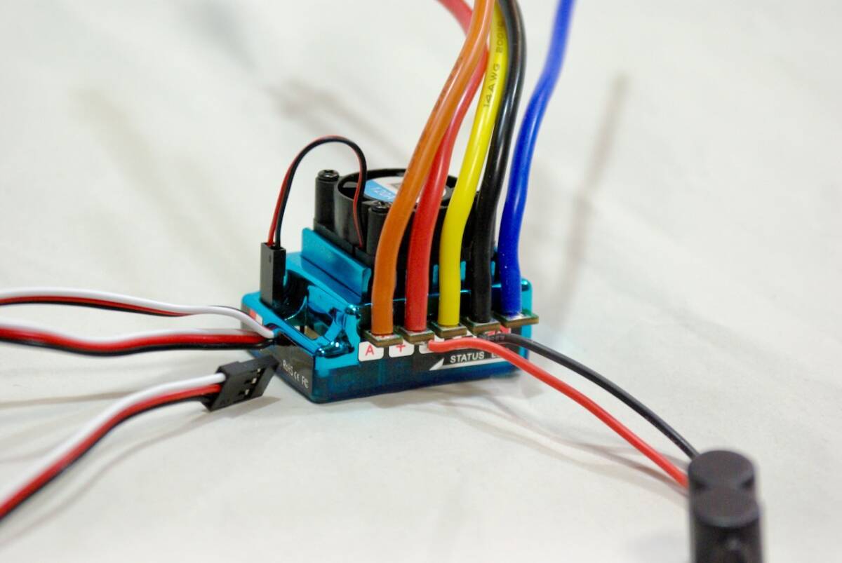 Yahoo!オークション - 通電確認 あのブラシレスESC 120A センサード