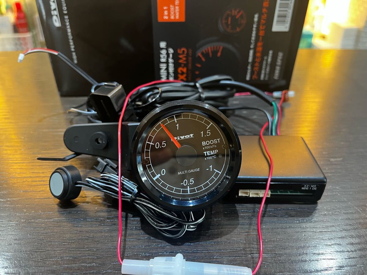 Yahoo!オークション - pivot X2-M5 ピボッマルチゲージ 水温 ブースト ...