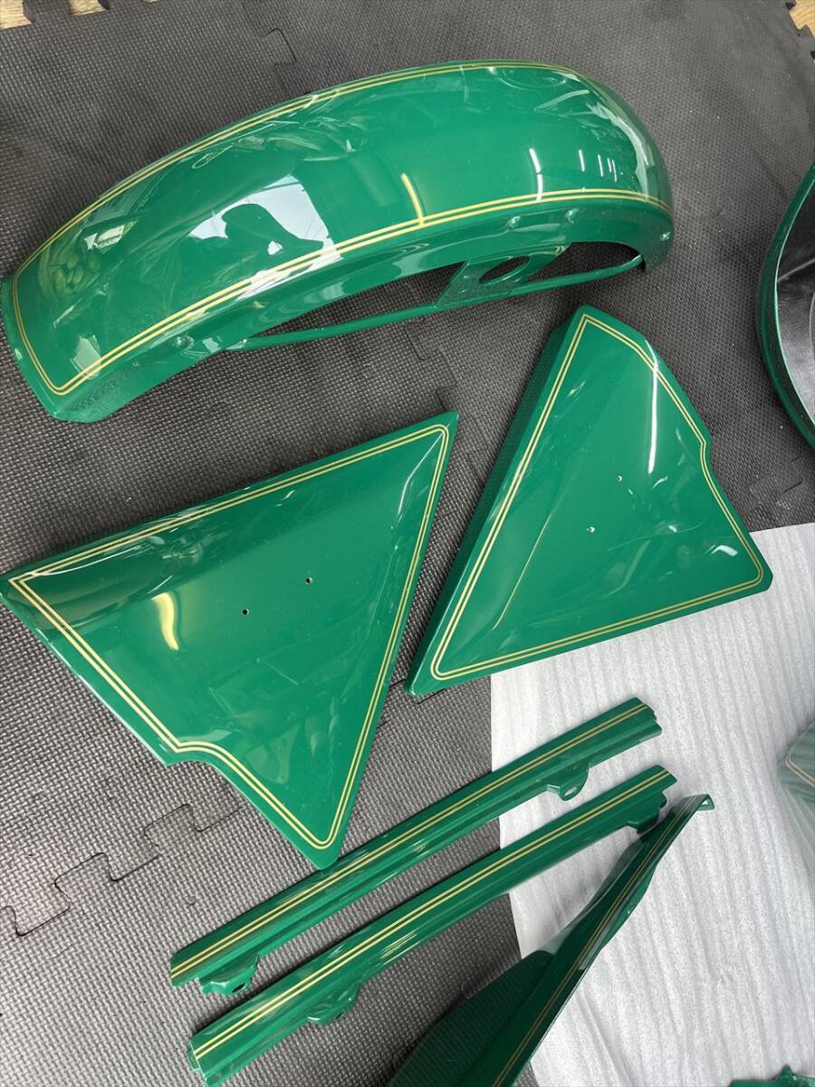 Yahoo!オークション - Z1R2 Z1R 2型 外装セット 塗装後未使用 ブリティ...