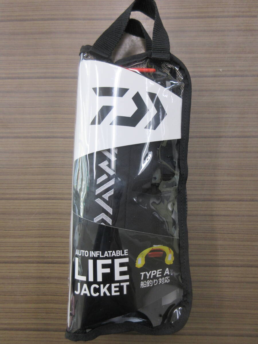 Yahoo!オークション - ダイワ DF-2220 自動膨張式ライフジャケット ブ...