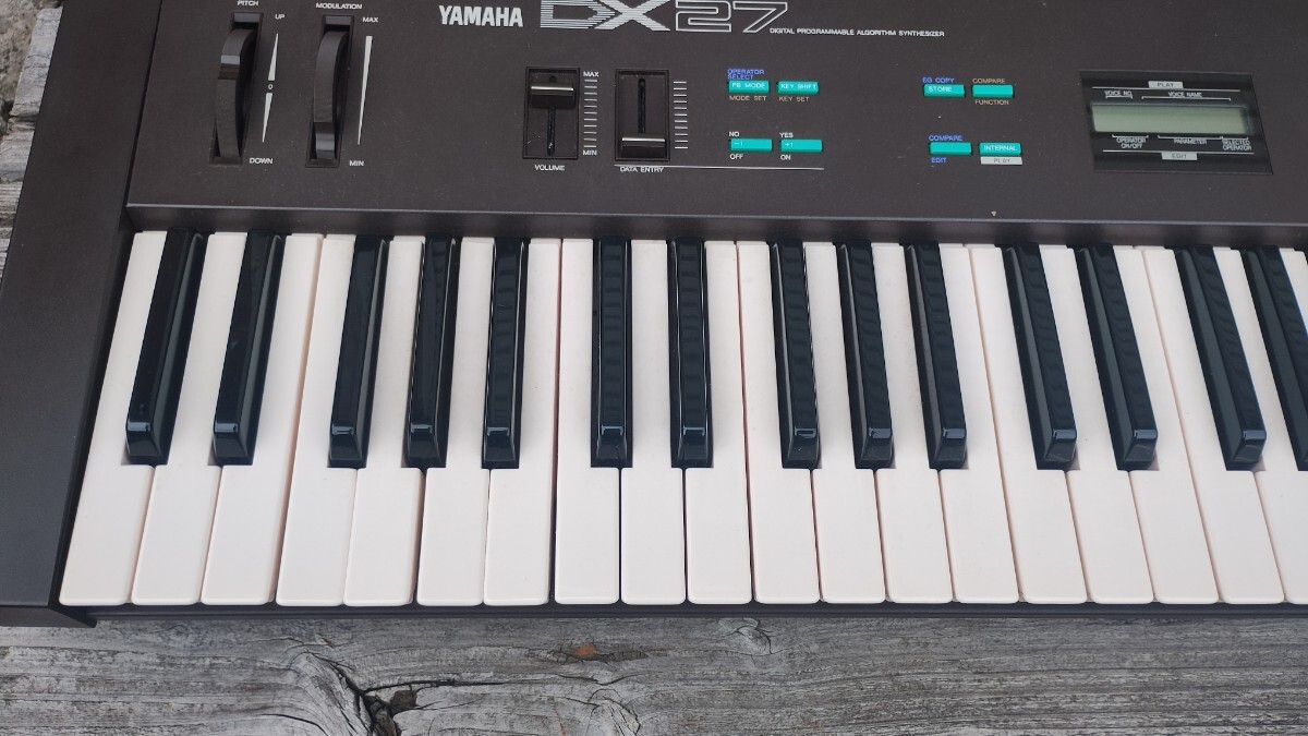 Yahoo!オークション - YAMAHA ヤマハ DX27 シンセサイザー