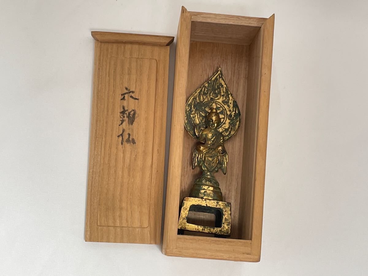 Yahoo!オークション - 【A136】金銅仏 箱付 仏像 仏教用品 仏教古美術 ...