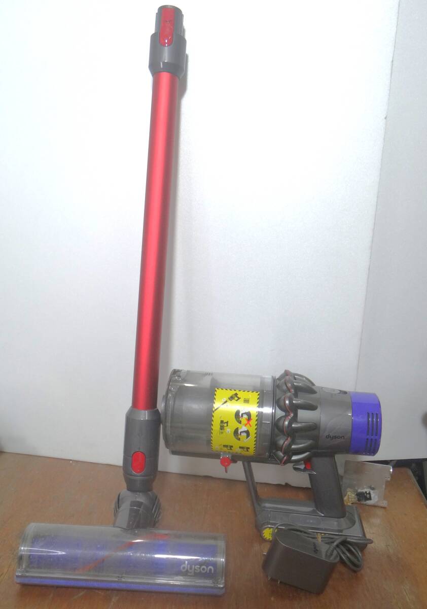 Yahoo!オークション - VT0506 dyson SV12 掃除機 コードレスクリーナー...