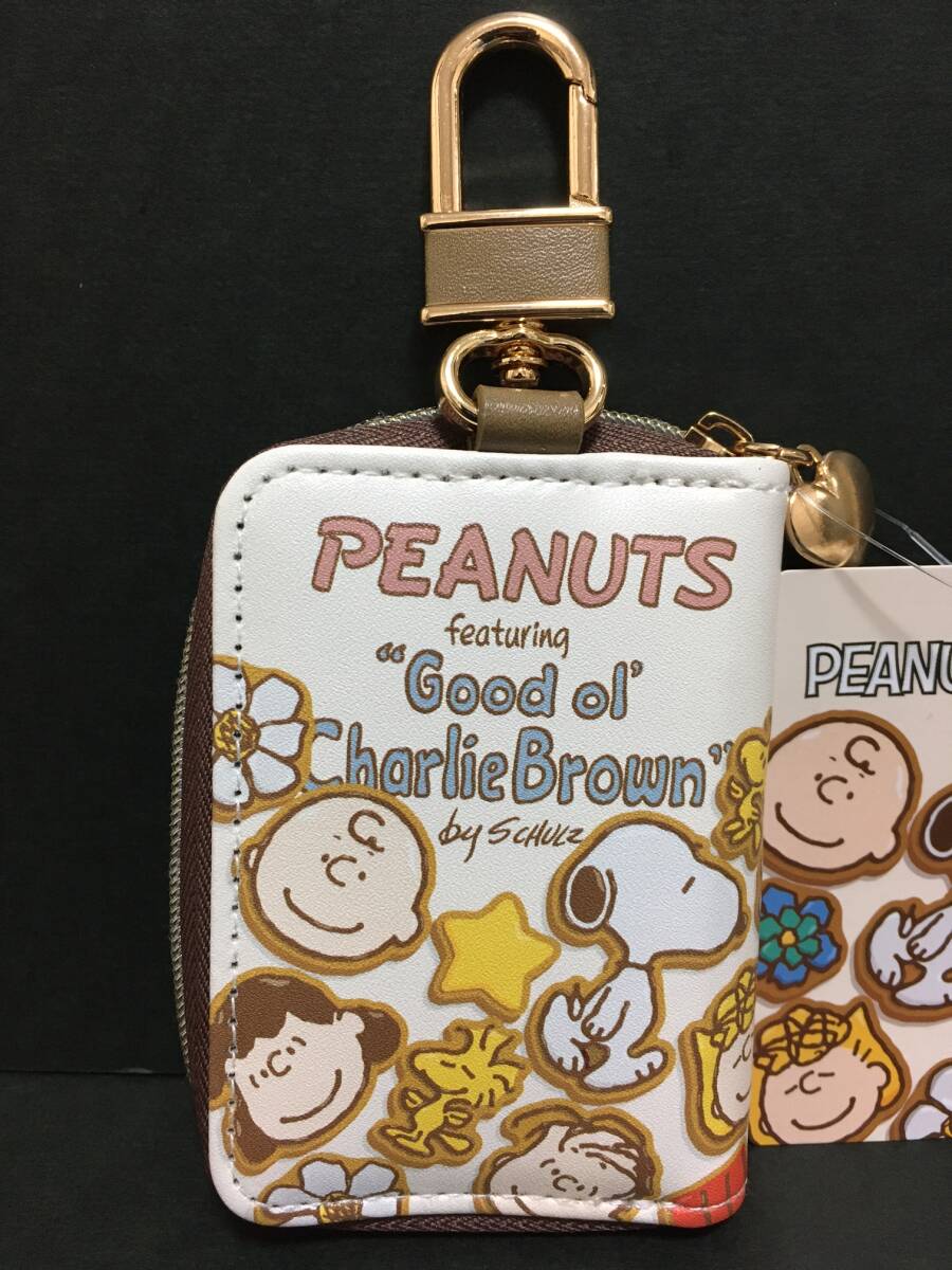 Yahoo!オークション - PEANUTS スヌーピー スマートキーケース PEANUTS...