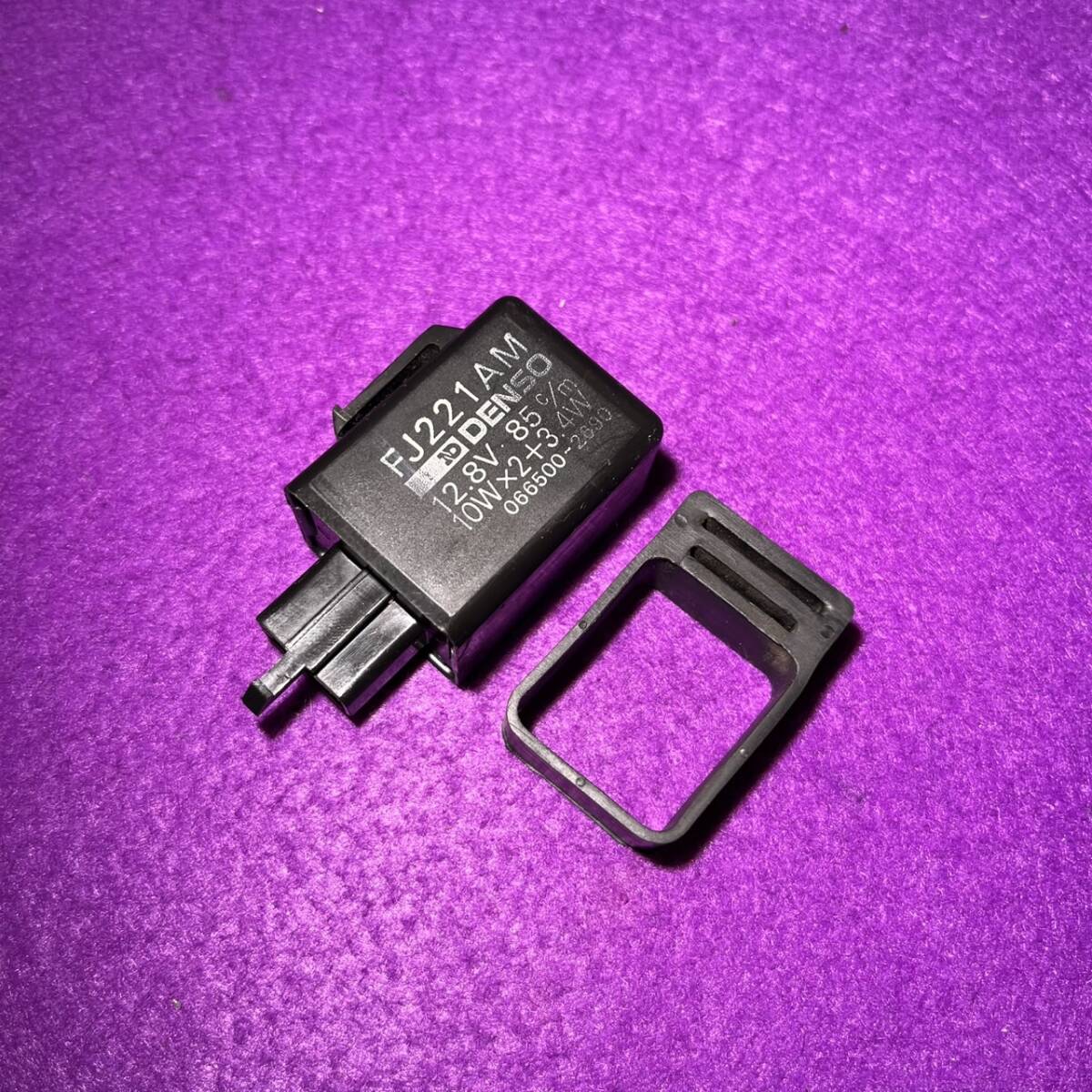 Yahoo!オークション - KDX220SR 純正 ウインカーリレー DENSO FJ221AM ...