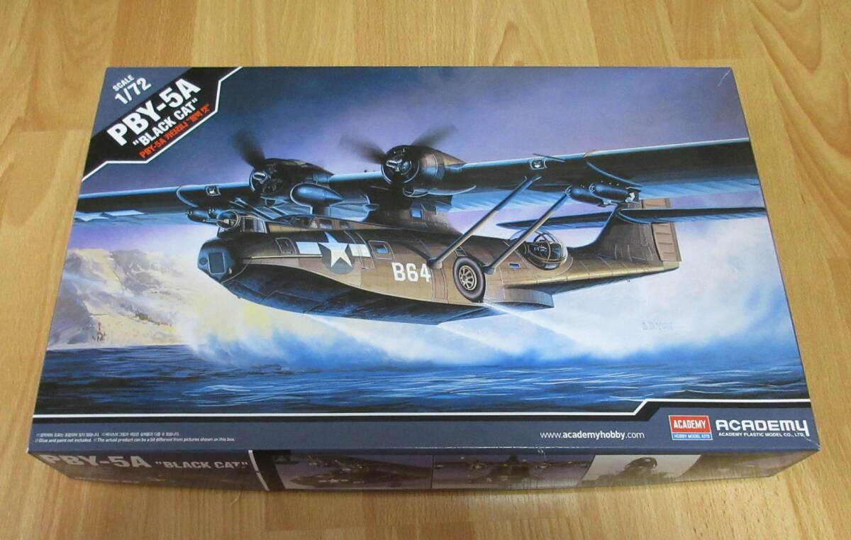 Yahoo!オークション - Academy 1/72 コンソリデーテッド PBY-5A カタリ...
