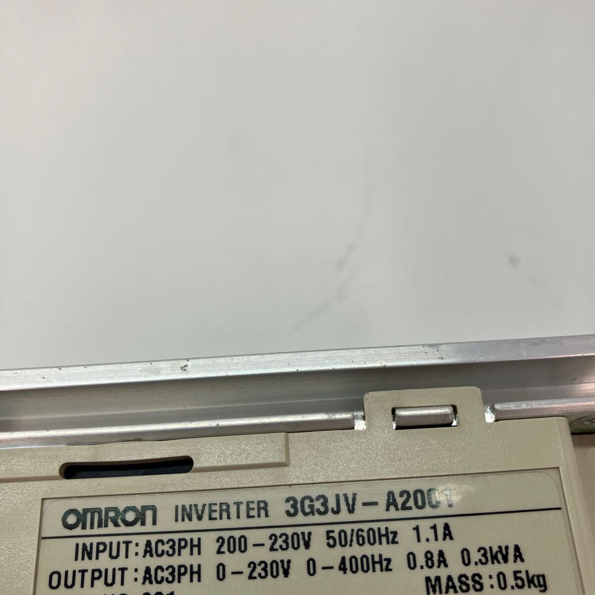 Yahoo!オークション - OMRON オムロン 3G3JV-A2001 インバータ ジャン...