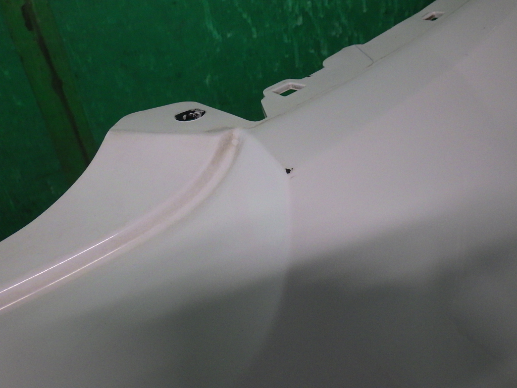 Yahoo!オークション - ザ ビートル[16CBZ]リアバンパー LC9A白 5c58072...