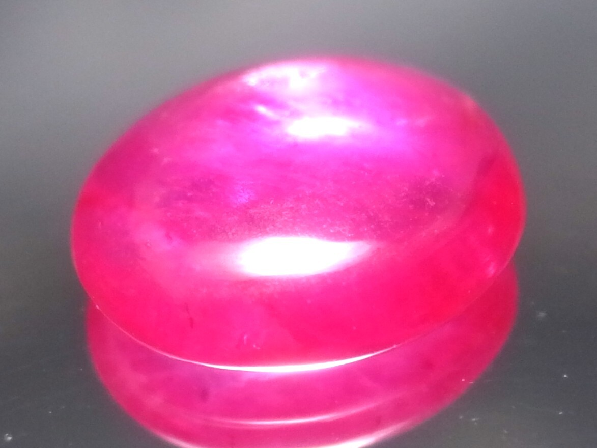 Yahoo!オークション - 3.81ct 新品・天然ルビーカボションカット モザ...