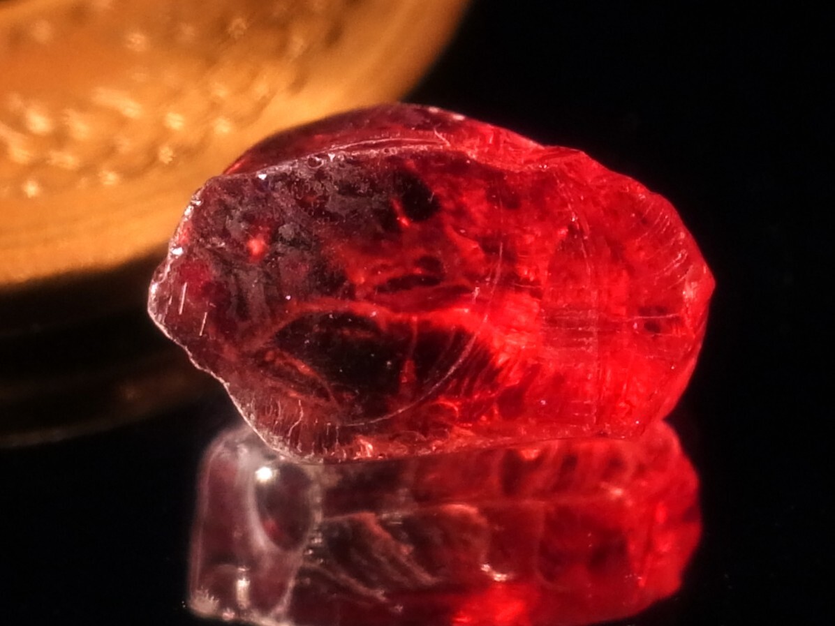 Yahoo!オークション - 2.81ct 新品・非加熱未処理・天然マラヤガーネッ...