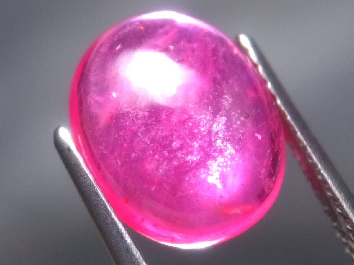 Yahoo!オークション - 3.81ct 新品・天然ルビーカボションカット モザ...