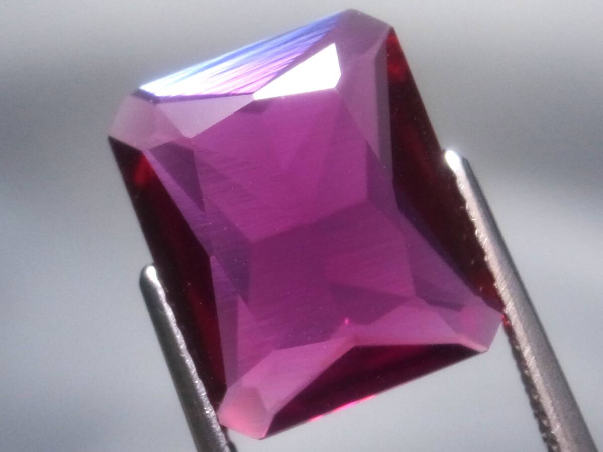 Yahoo!オークション - 3.84ct 新品・新色・ピンクエメラルド・大粒サイ...