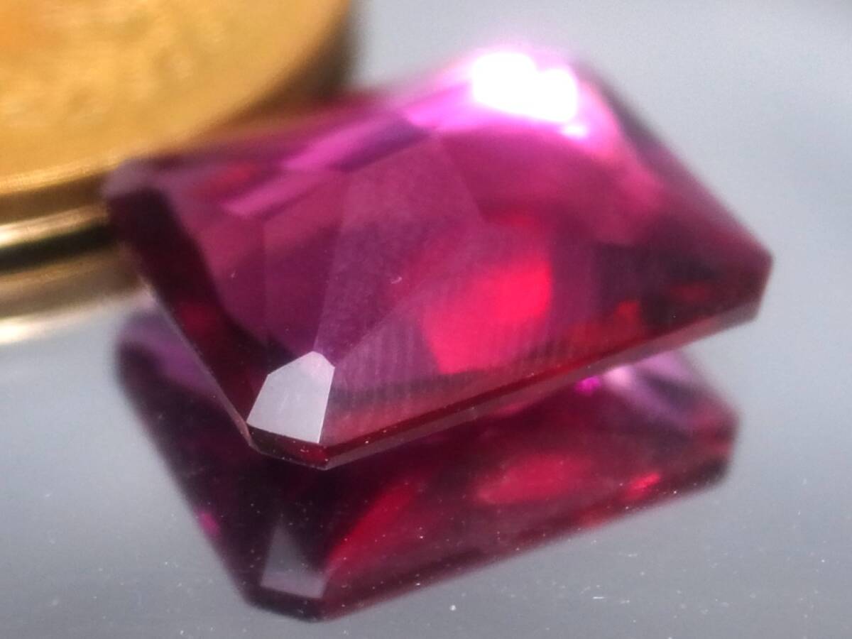 Yahoo!オークション - 3.84ct 新品・新色・ピンクエメラルド・大粒サイ...