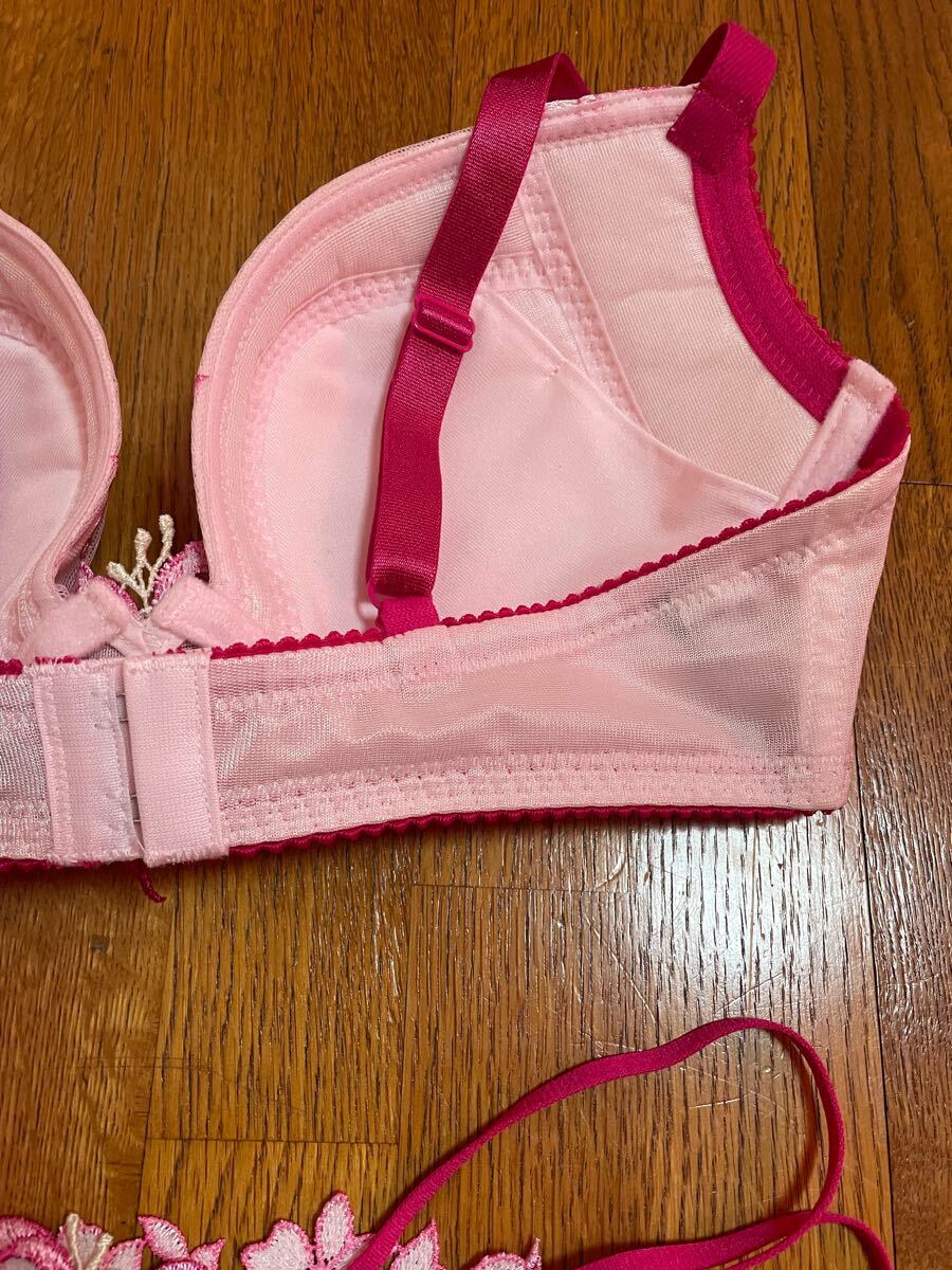 Yahoo!オークション - サルート 補正下着 ソングMセット F70