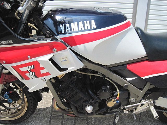Yahoo!オークション - 《動画有》 絶版 FZ750 好調 カスタム FCR 5バ...