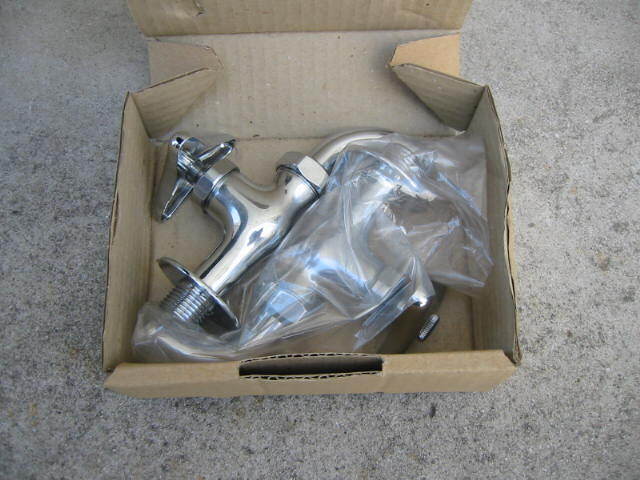 Yahoo!オークション - KVK 横水栓 13 吐水口回転 共 K34 2個入り 主材...