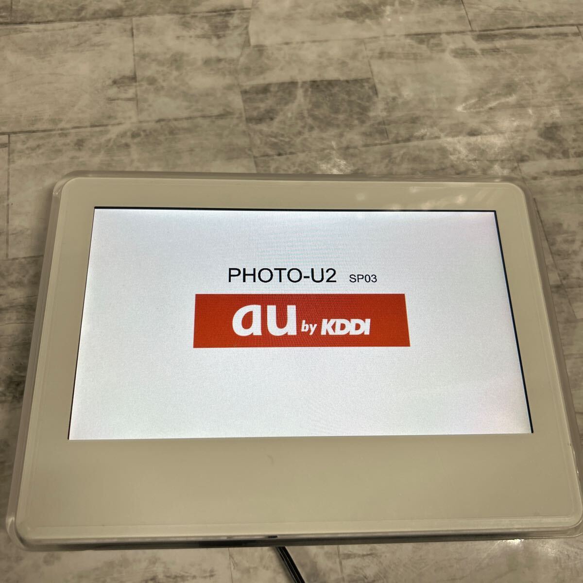 Yahoo!オークション - SKAM-1121 デジタルフォトフレーム au ホワイト ...