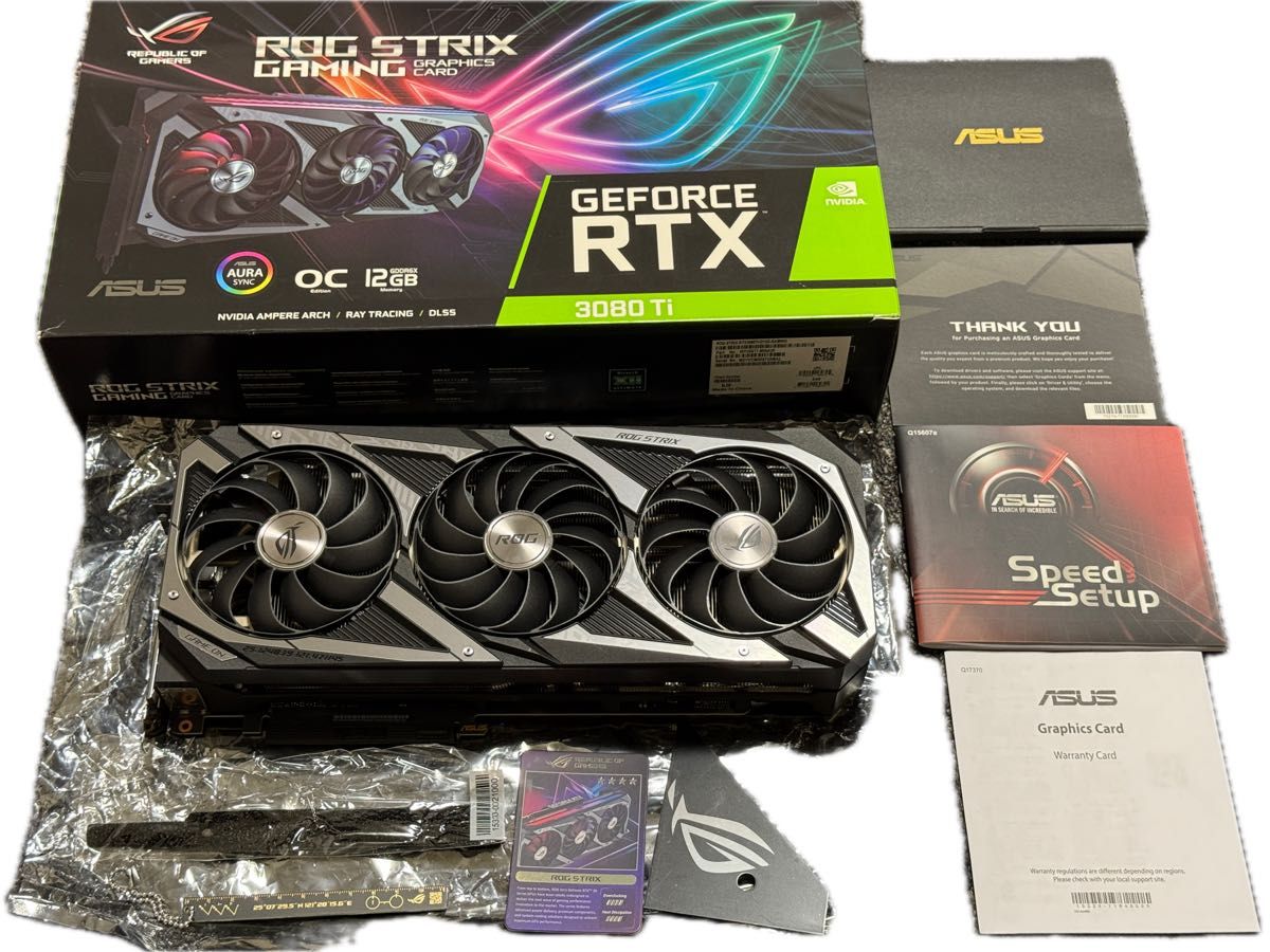ASUS ROG-STRIX-RTX3080TI-012G-GAMING 箱 付属品有 RTX3080TI ASUS ROG-STRIX-RTX3080TI-012G-GAMING 箱 付属品有 RTX3080TI