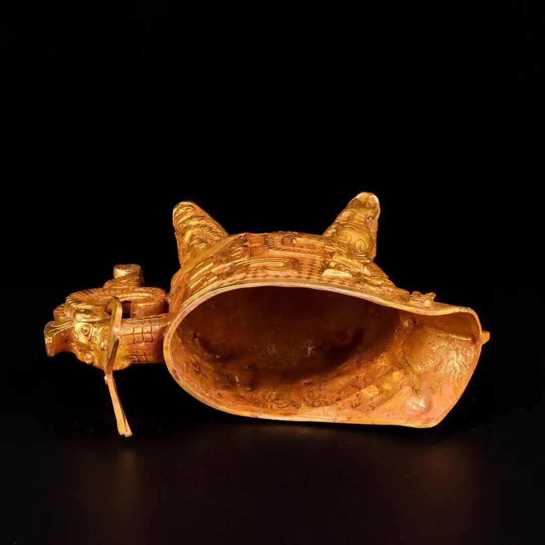 Yahoo!オークション - j446 中国古玩 旧家収蔵 漢代 青銅 金 獣 重さ26...