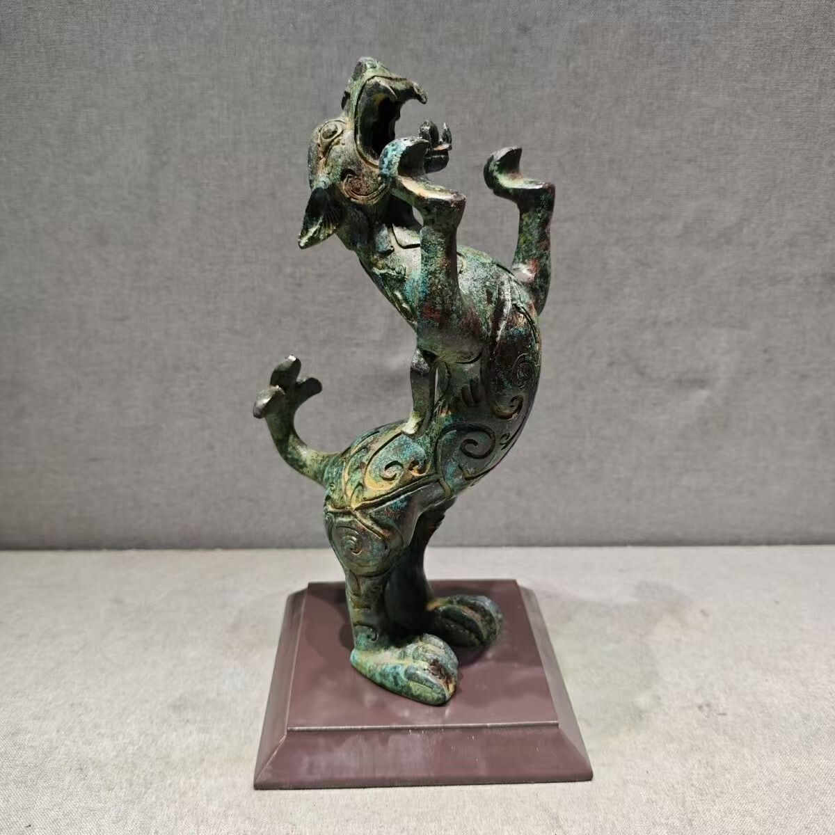 Yahoo!オークション - j755中国古玩 旧家収蔵 戦国 錯 金銀 銅虎 青銅...