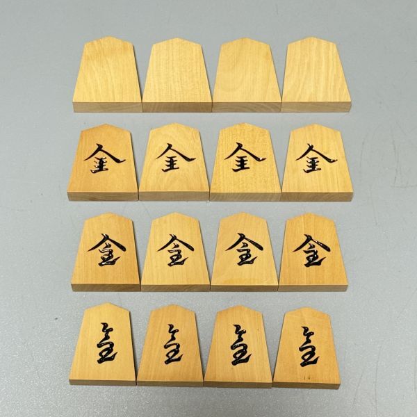 Yahoo!オークション - A951. 将棋駒 黄楊特上彫 天上作 水無瀬書 王将2...