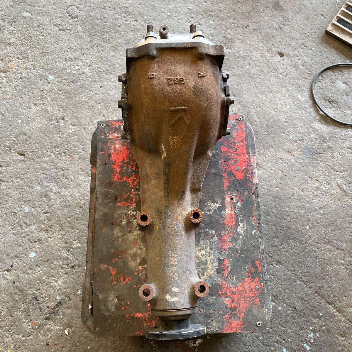 Yahoo!オークション - R180 LSD デフ ハコスカ ケンメリ ブルーバード ...