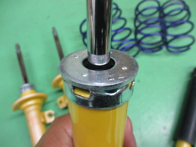 Yahoo!オークション - MK53S KYB ローファースポーツ 4WD