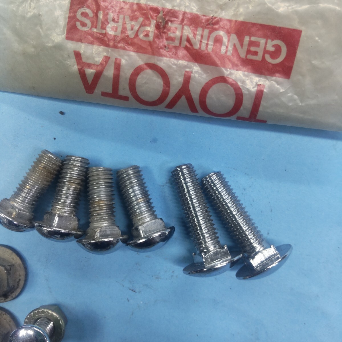 Yahoo!オークション - TE27 カローラ レビン 純正フロントバンパーボル...