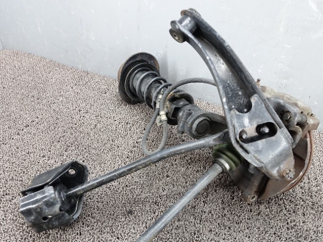 Yahoo!オークション - 8975 スバル サンバー KT6 F31A フロントストラ...