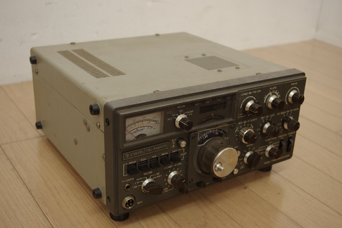 Yahoo!オークション - ジャンク TRIO トリオ TS-820S SSB TRANSCEIVER ...